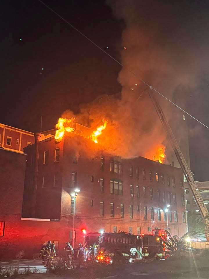 Fire tore through an apartment building in Reading overnight - First ...